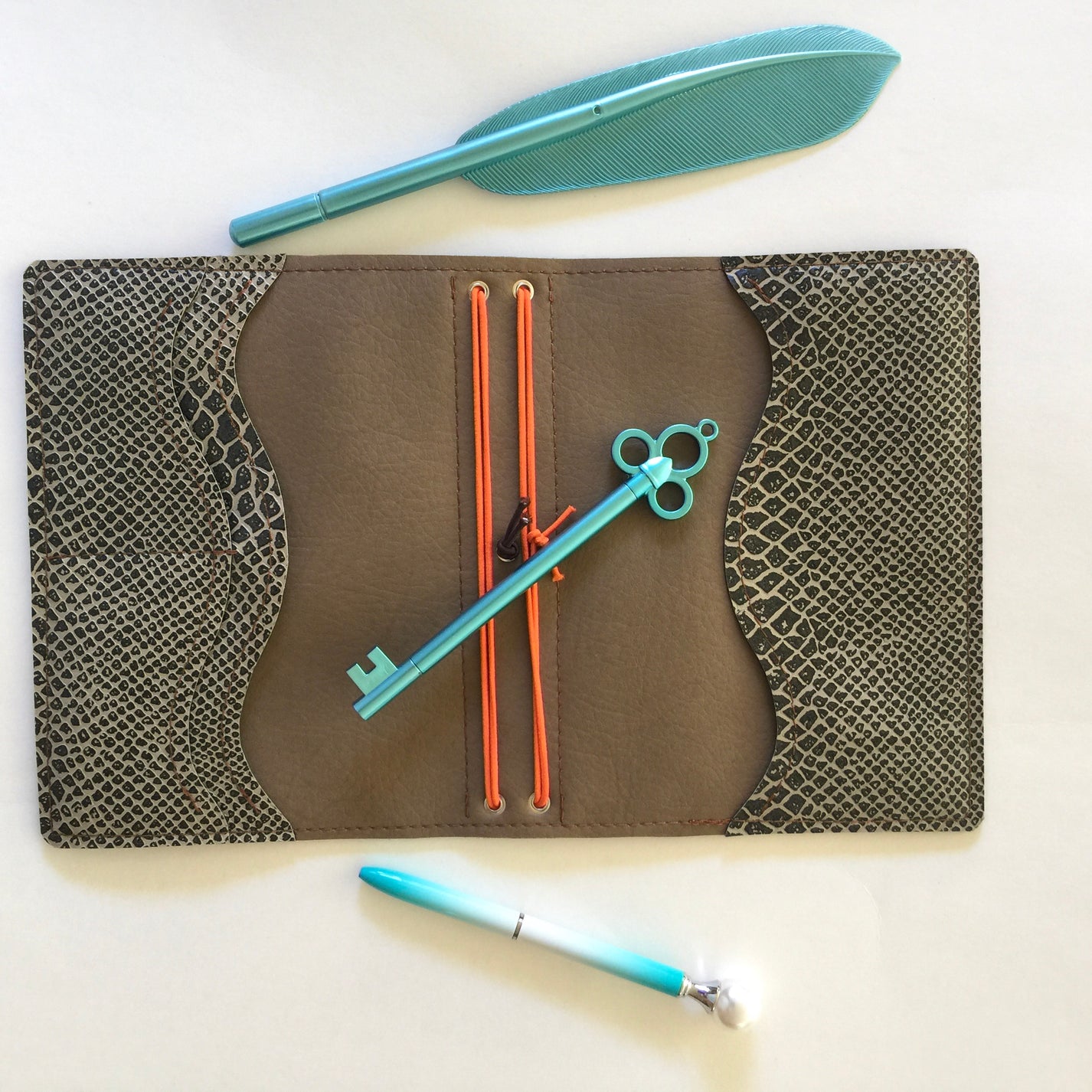 Clever Girl – Cardinal Planners